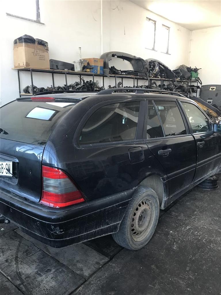 Mercedes Per Pjese Fushë Kosovë